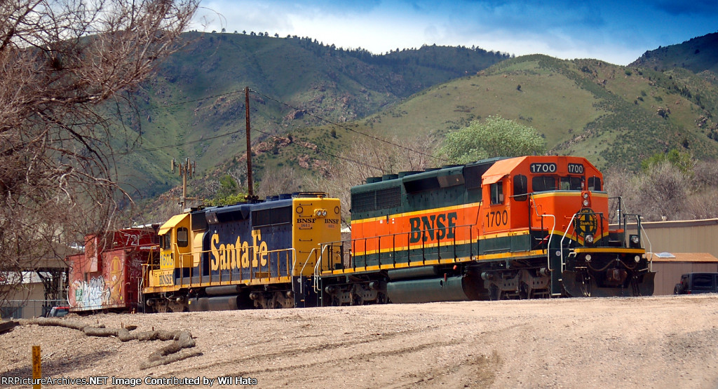 BNSF 1700